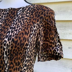 Vintage | Dresses | Vintage 8s Leopard Print Short Sleeve Midi Dress ...